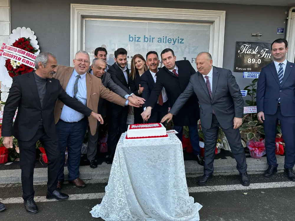 Oney Flash FM’e 32. yaşında muhteşem kutlama…